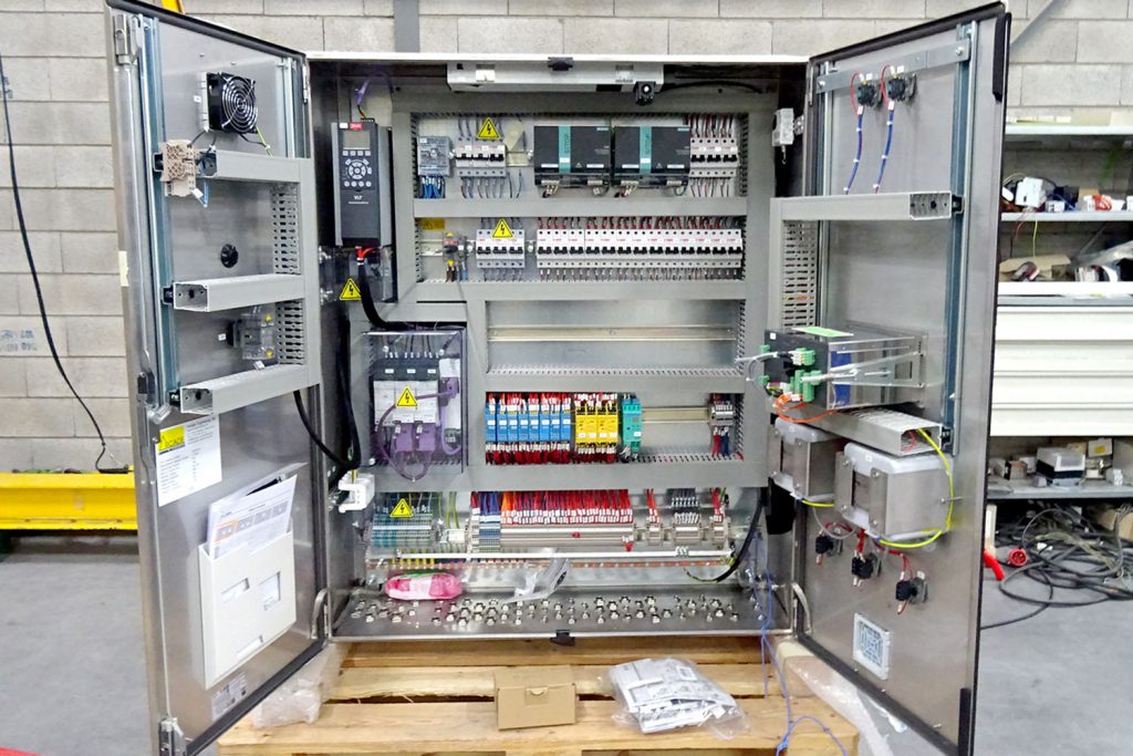 Switchboard cabinets - Arcade Engineering